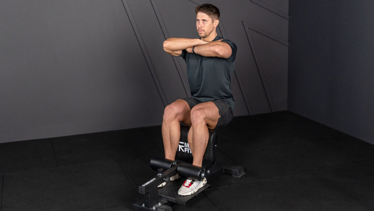Sissy squat pour les quadriceps- avec ou sans machine